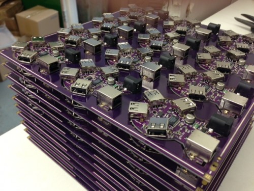 PiHub - a robust powered hub, made especially for your Raspberry Pi ...