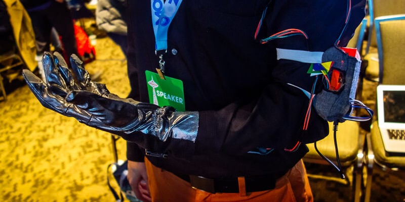 glove Archives - Raspberry Pi