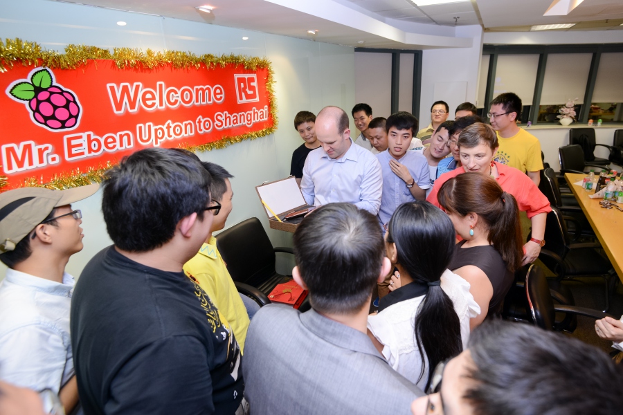 China press and community tour - Raspberry Pi