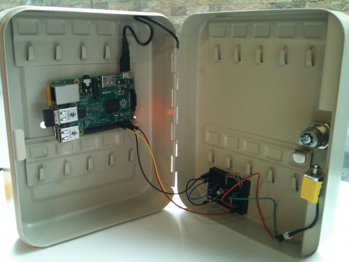 Two factor authentication safe deposit box - Raspberry Pi