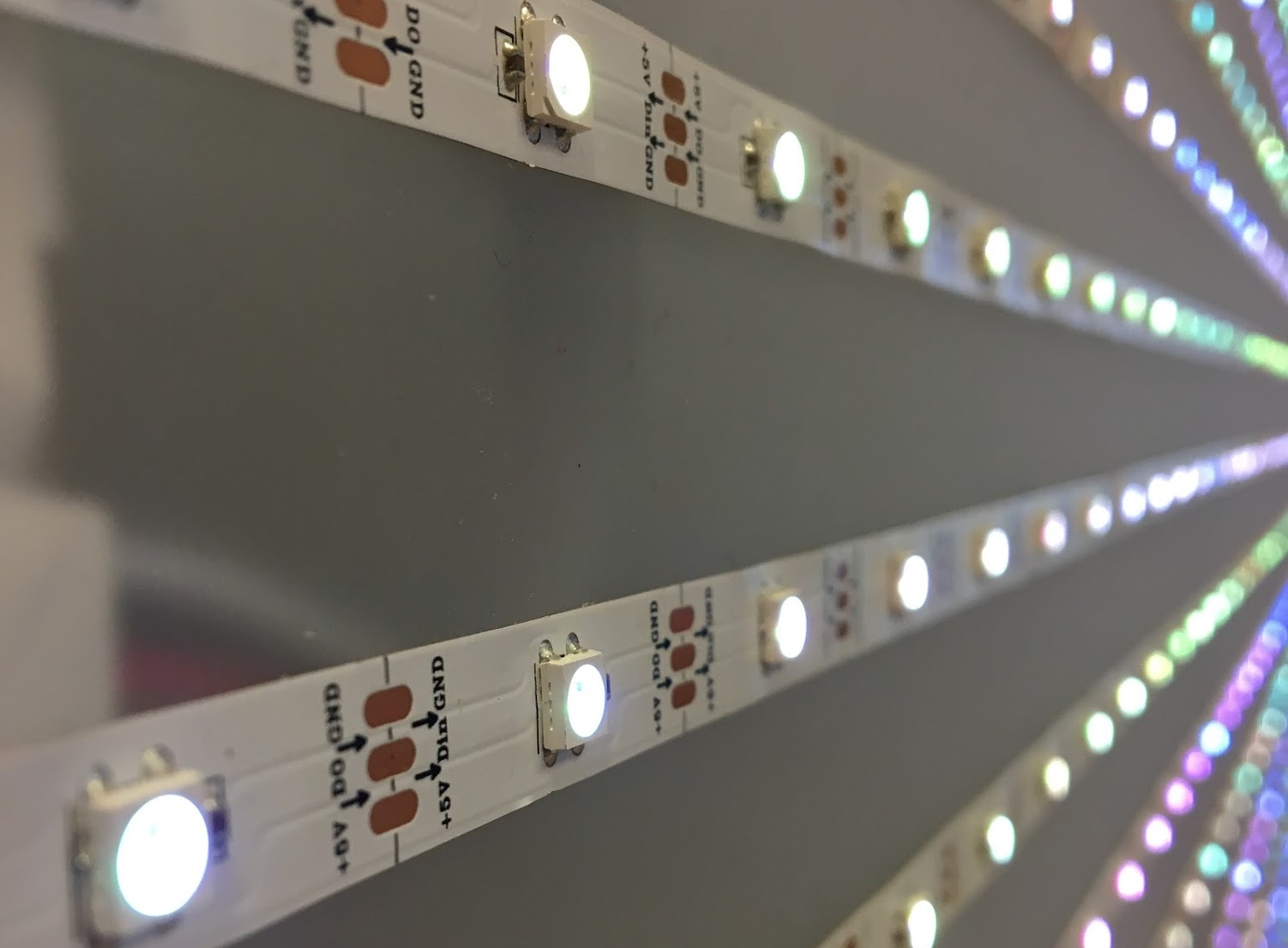 Build the wall: a huge wall (of LEDs) - Raspberry Pi