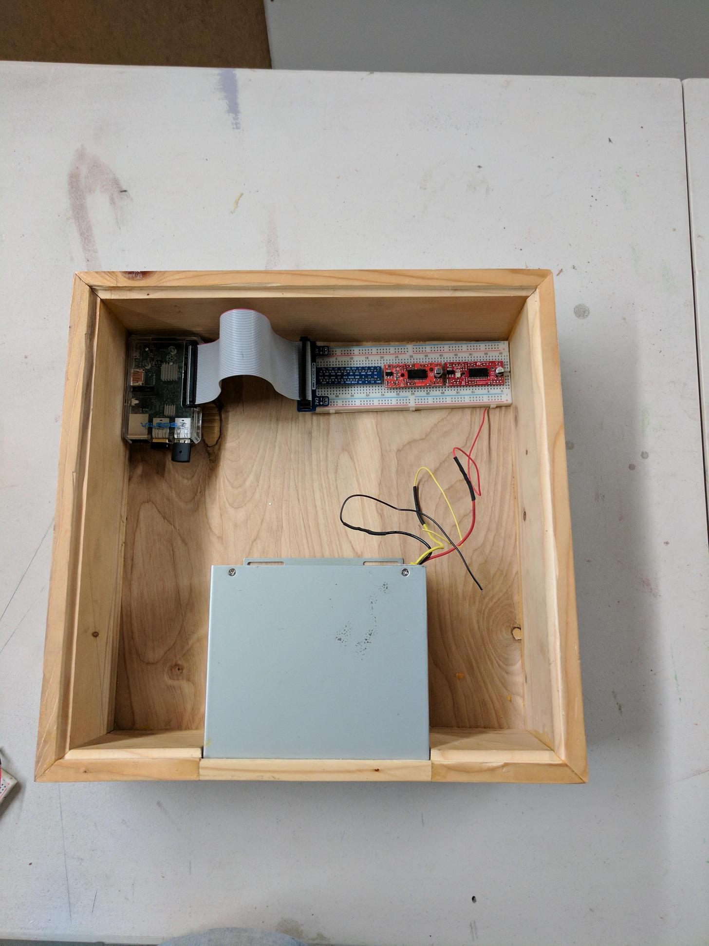 The CNC Wood Burner turning heads (and wood, obviously) - Raspberry Pi