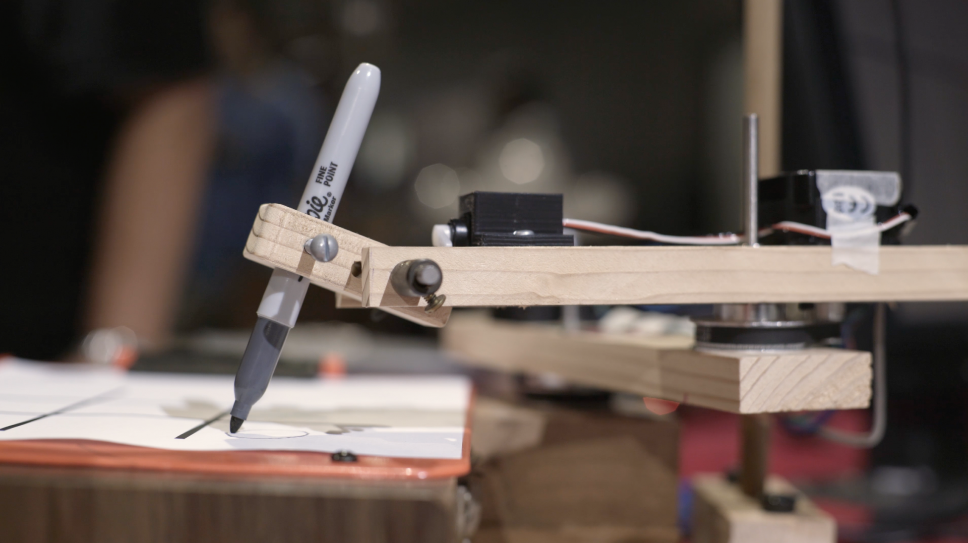 Playing tic-tac-toe against a Raspberry Pi at Maker Faire - Raspberry Pi