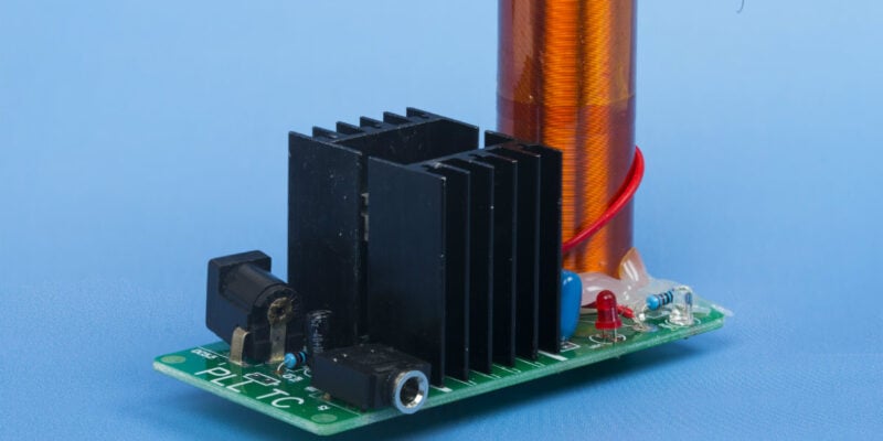 Direct from Shenzhen: Tesla Coil Speaker — Raspberry Pi Official Magazine