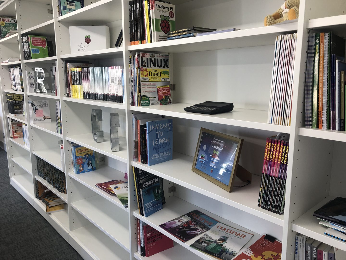 Philip Colligan wants your books (for our library) - Raspberry Pi