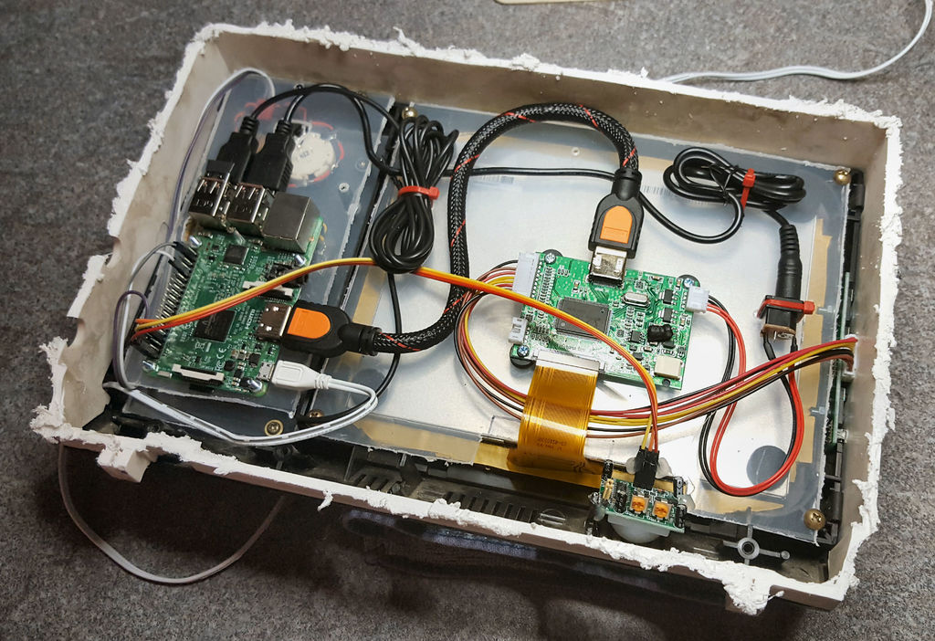 Upcycle a vintage TV with the Raspberry Pi TV HAT | The MagPi #78 ...