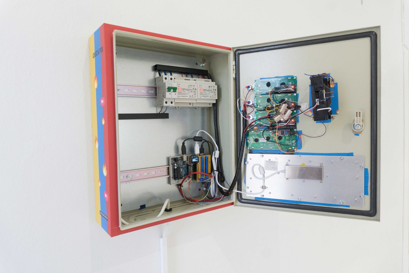 Quick Fix — a vending machine for likes and followers - Raspberry Pi
