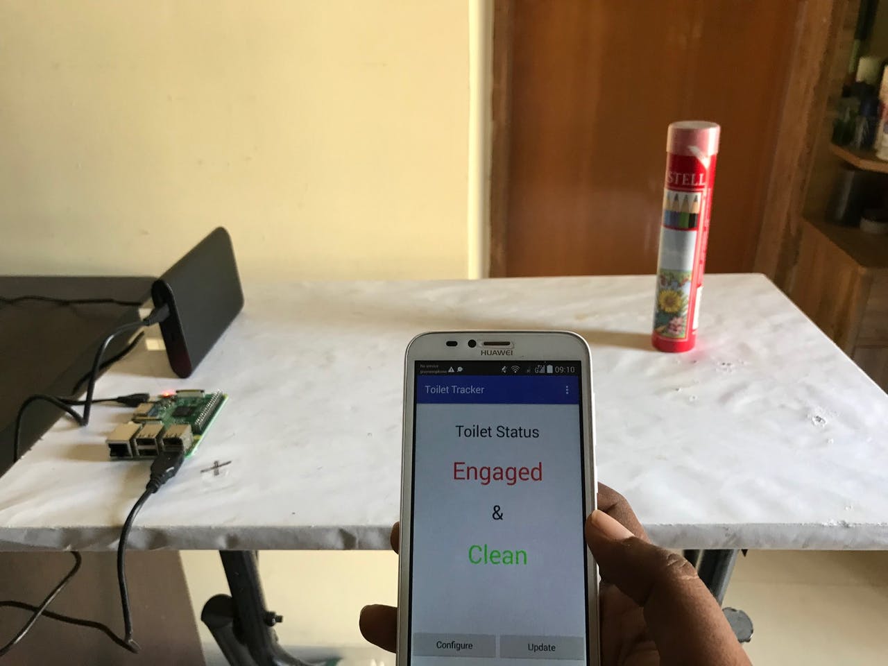 Toilet Tracker: automated poo-spotting, no cameras - Raspberry Pi