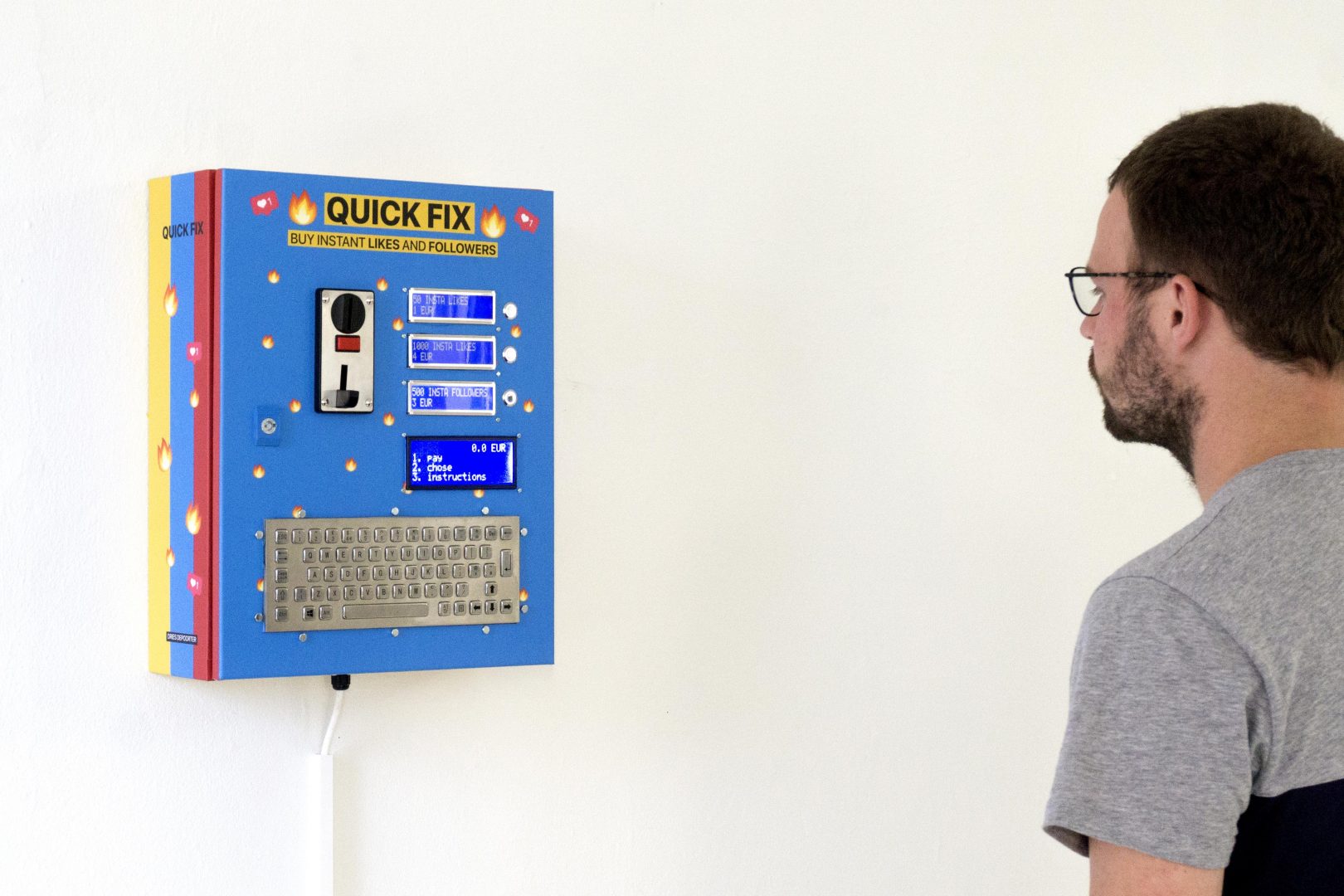Quick Fix — a vending machine for likes and followers - Raspberry Pi