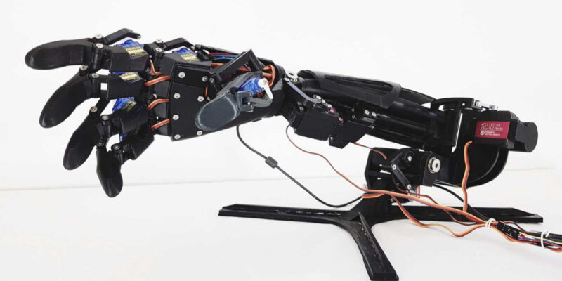 Robot Arm — Raspberry Pi Official Magazine