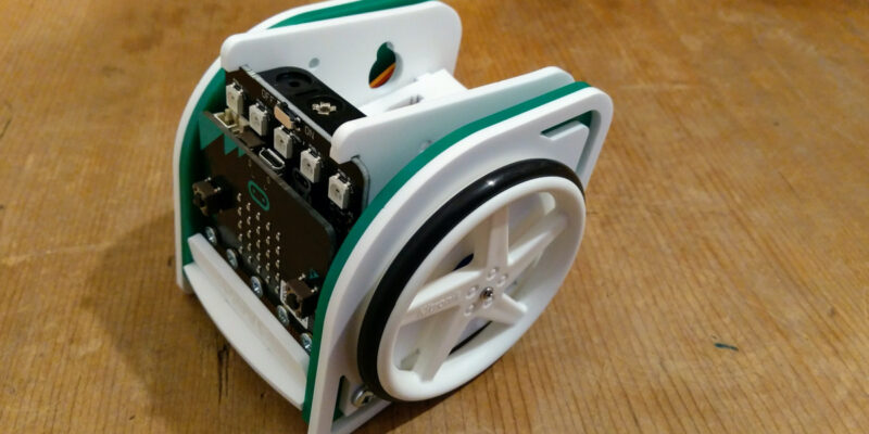 Kitronik :MOVE mini MK2 robot kit — Raspberry Pi Official Magazine