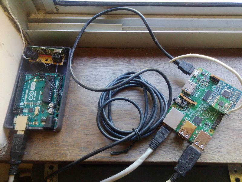 Monitoring bees with a Raspberry Pi and BeeMonitor - Raspberry Pi
