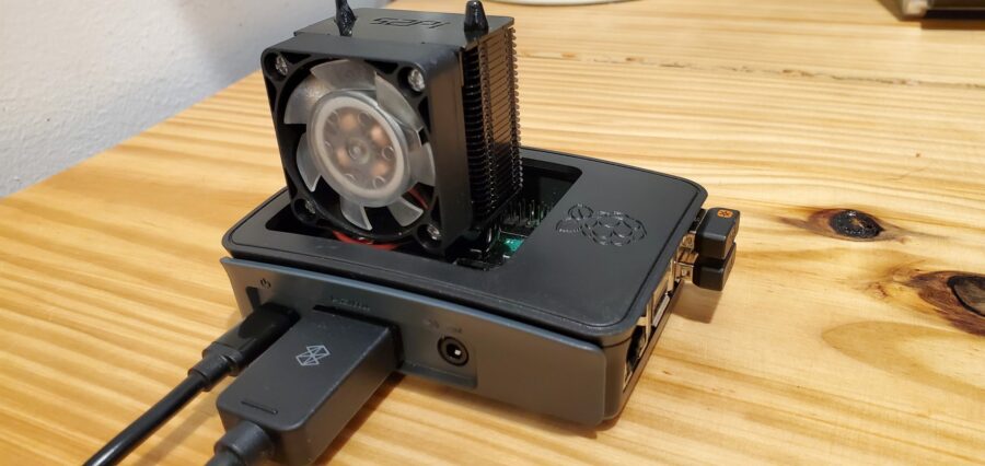 This Raspberry Pi–powered setup improves home brewing - Raspberry Pi