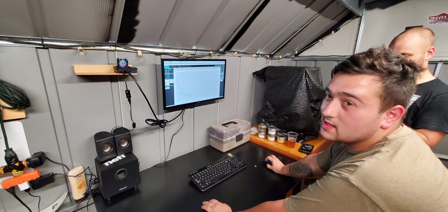 This Raspberry Pi–powered setup improves home brewing - Raspberry Pi