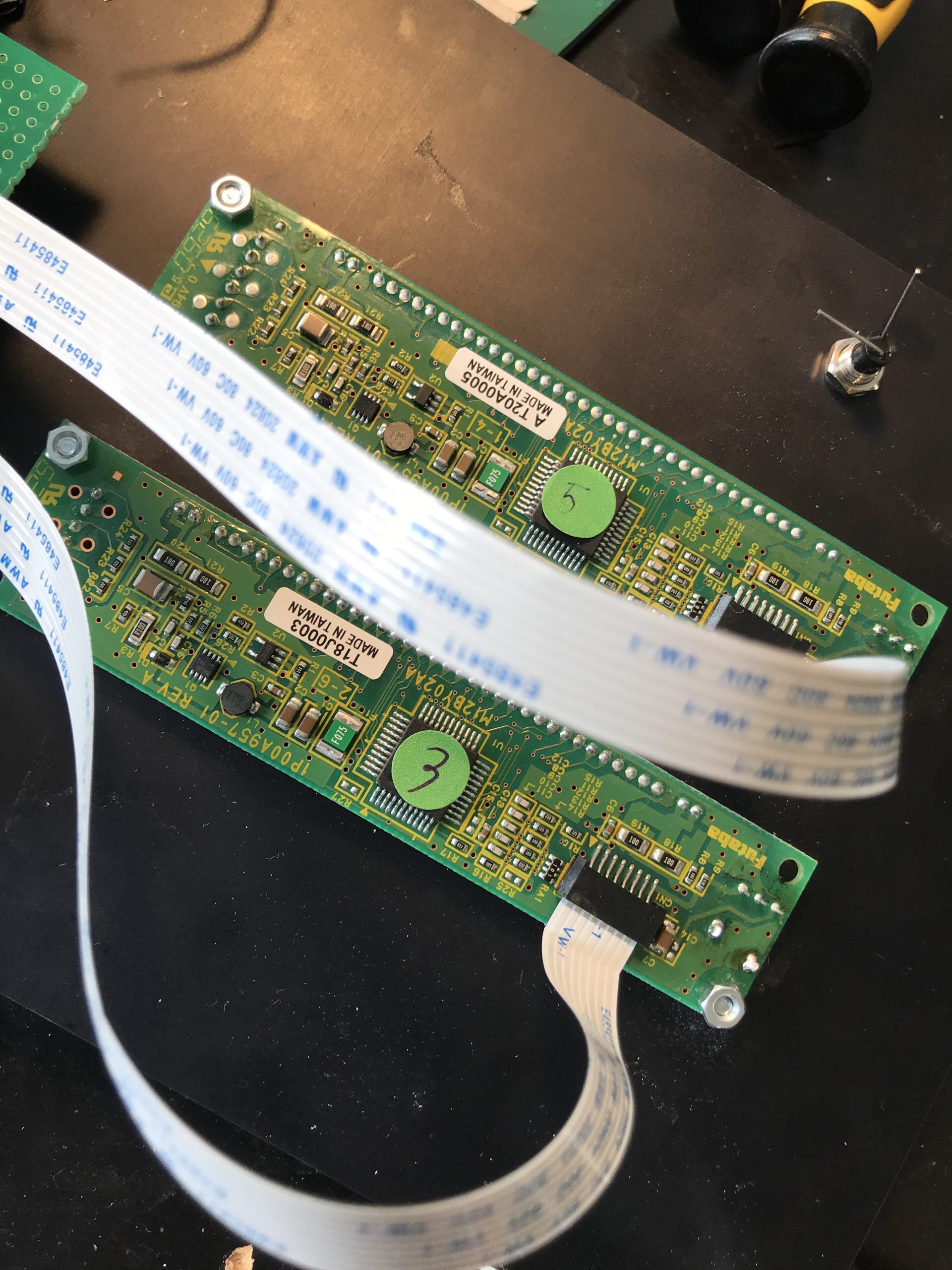 Global sunrise/sunset Raspberry Pi art installation - Raspberry Pi