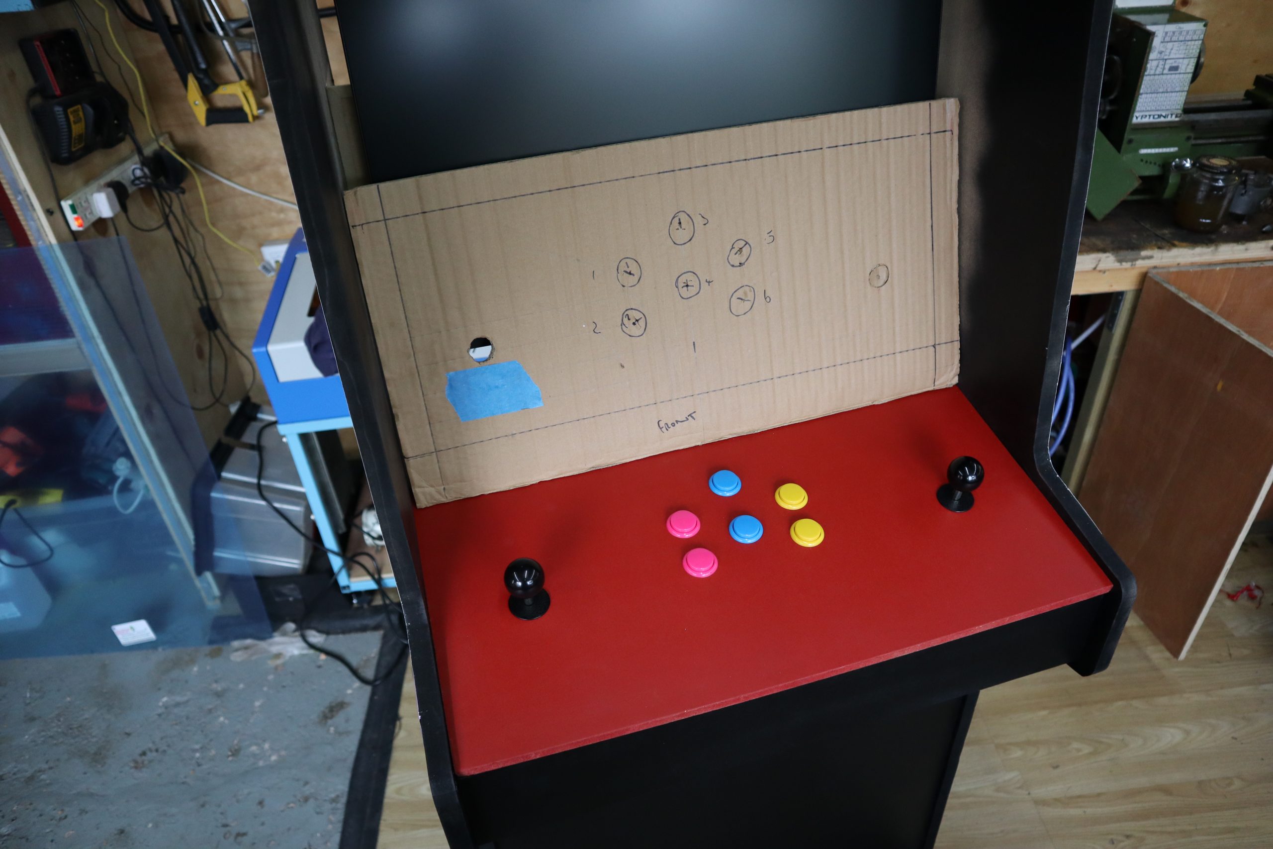 Build an arcade cabinet | Hackspace 35 - Raspberry Pi