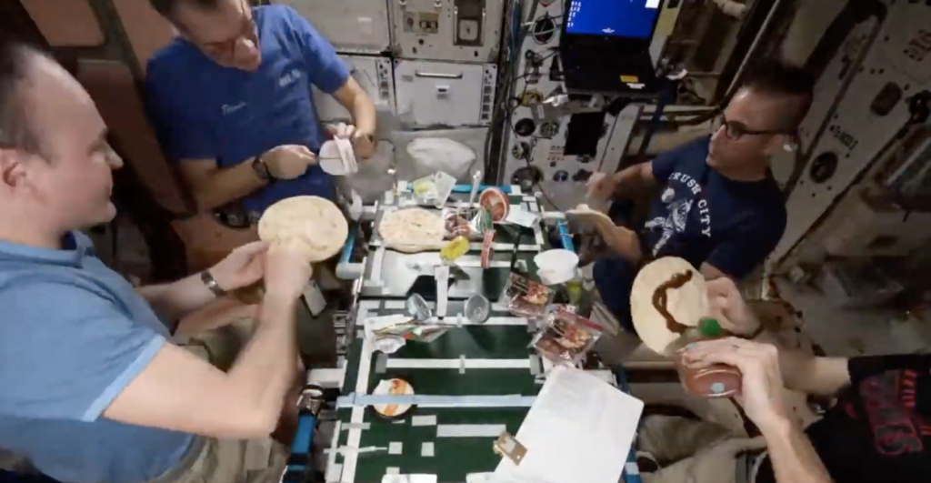 Iss Mimic A Raspberry Pi Powered International Space Station Model That Syncs With The Real