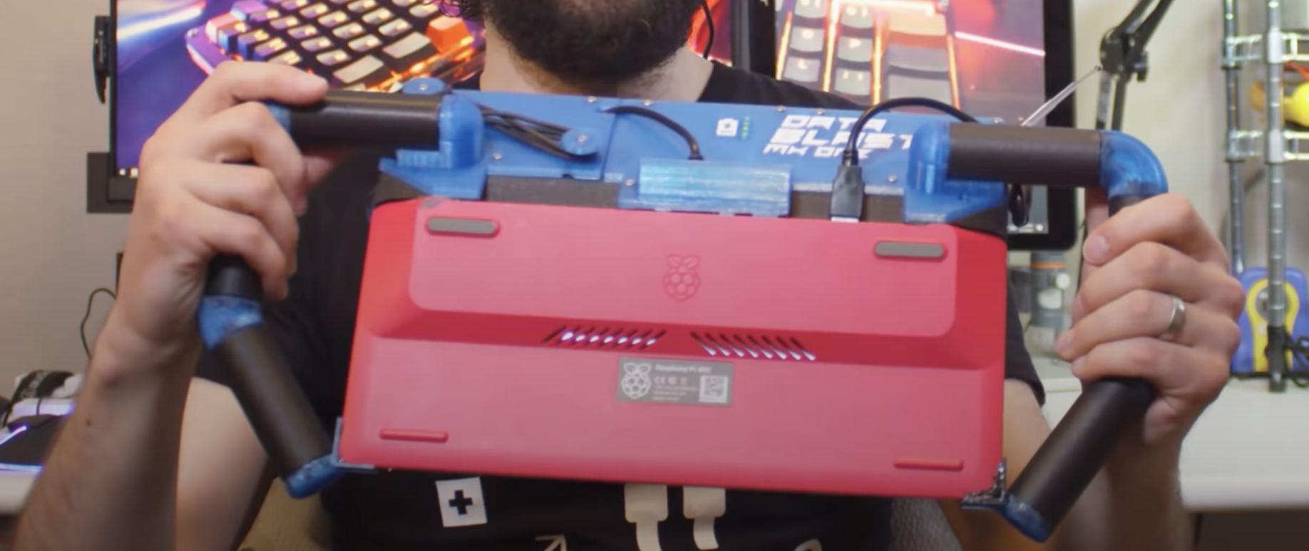 Transform Raspberry Pi 400 into a hacker cyberdeck - Raspberry Pi