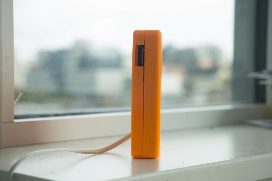 Raspberry Pi 'WeatherClock' shows you the hour's forecast - Raspberry Pi