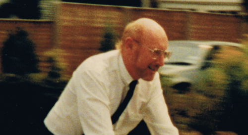 Raspberry Pi Weekly Issue #371 - Sir Clive Sinclair, 1940 – 2021