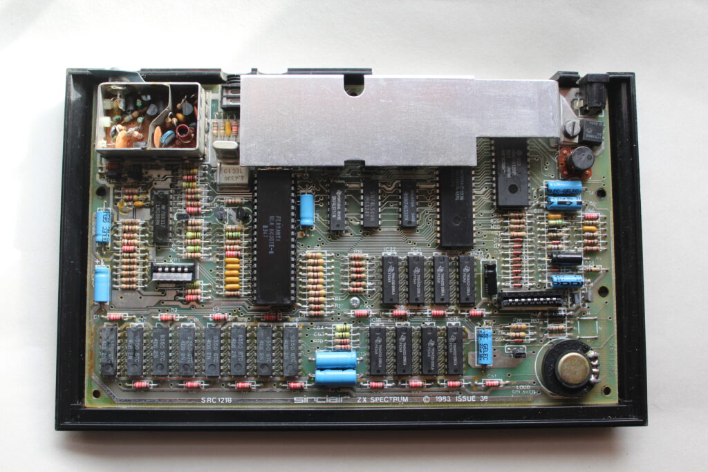 Sinclair ZX Spectrum | Custom PC #219 - Raspberry Pi