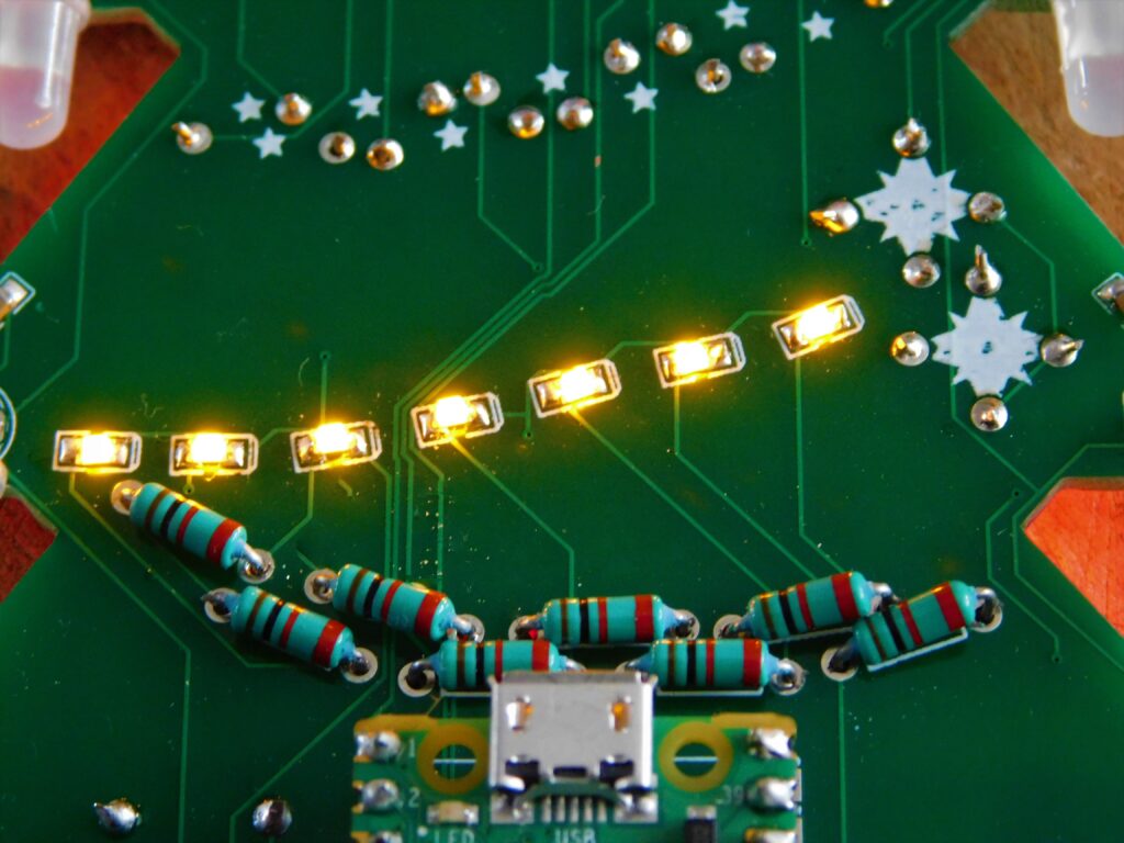 Christmas project: Festive PCBs with HackSpace - Raspberry Pi