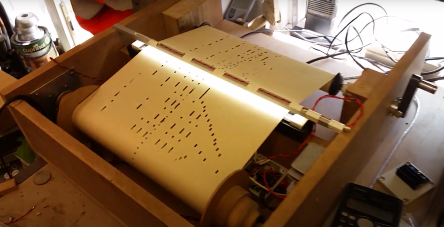 Raspberry Pi pianola roll player - Raspberry Pi