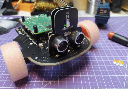 Pimoroni Trilobot review | HackSpace #54 - Raspberry Pi