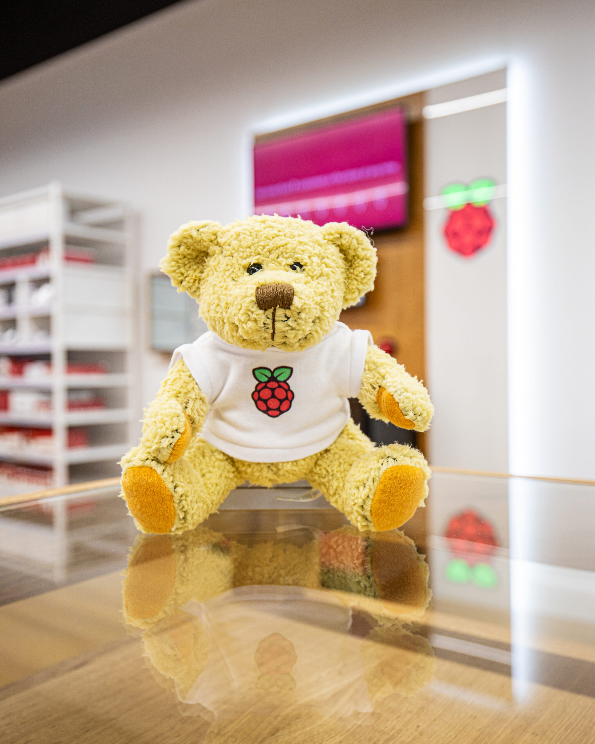 Relive last weekend's Raspberry Pi pop-up store at Metrocentre - Raspberry Pi