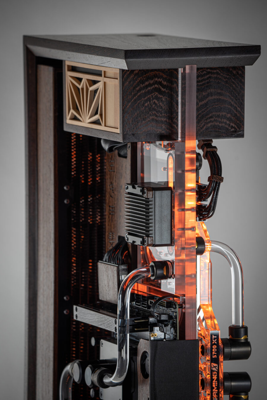 Custom Japanese Kumiko woodworking PC - Raspberry Pi