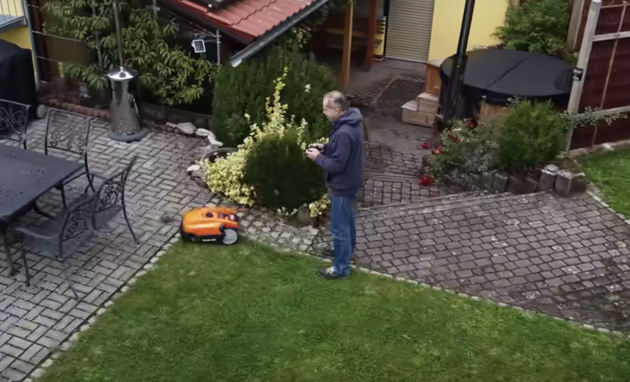 Build your own smart lawn mower with Raspberry Pi - Raspberry Pi