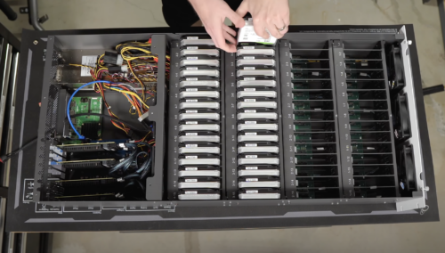 Jeff Geerling's Petabyte Pi - Raspberry Pi