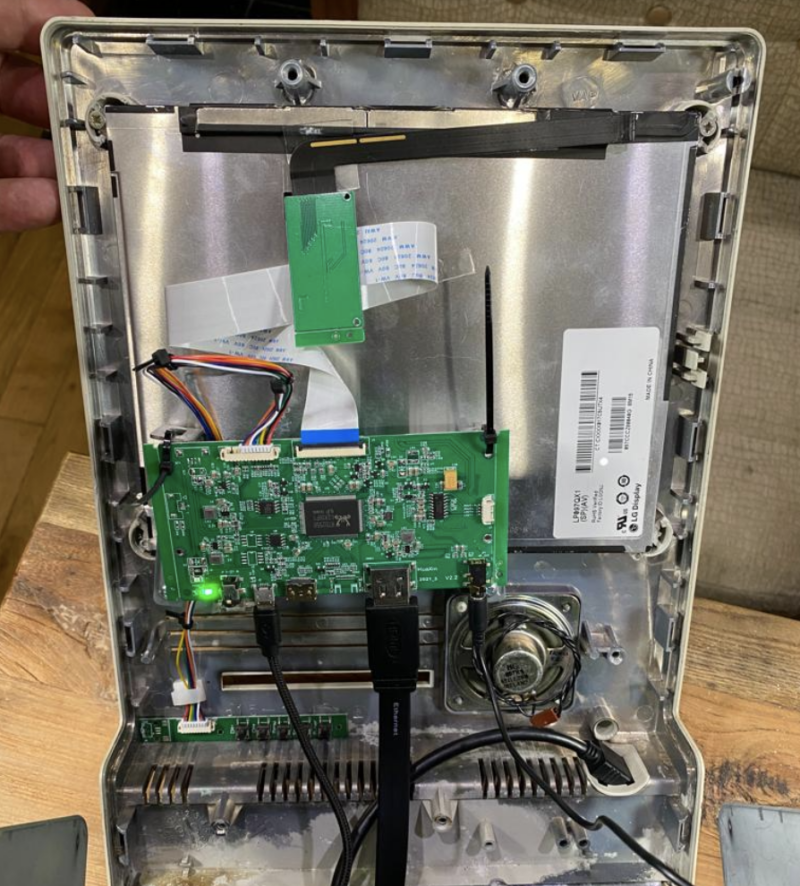 Raspberry Pi revives a Macintosh SE/30 shell — Raspberry Pi Official ...