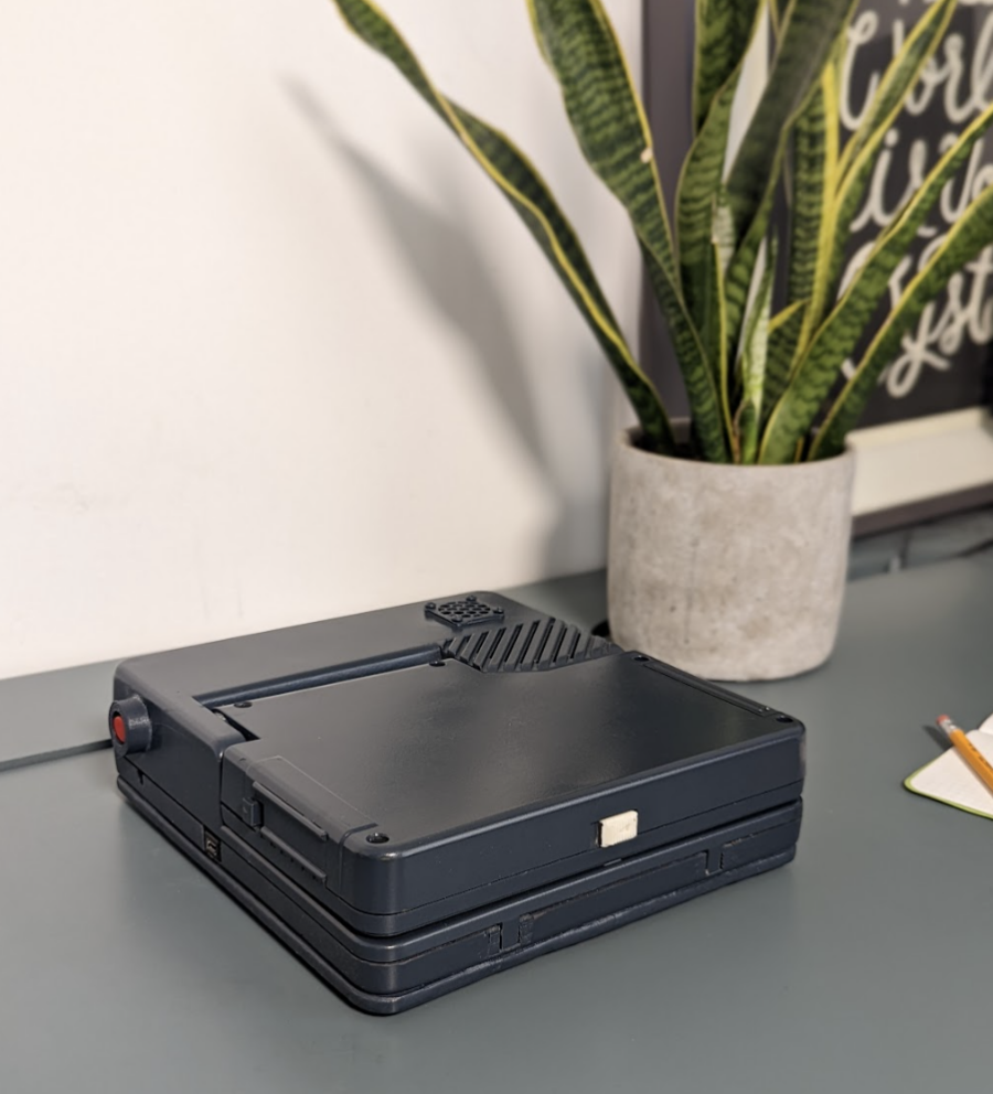 Ceres-1 Portable: a retro-inspired laptop | HackSpace #59 - Raspberry Pi