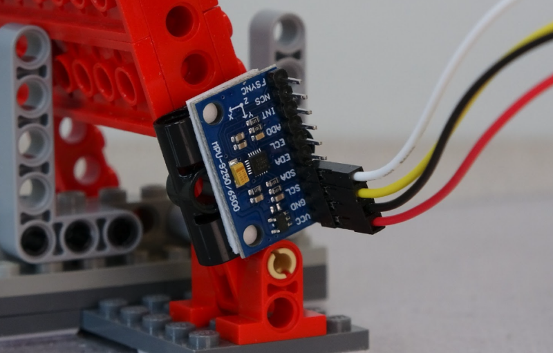 LEGO Reaction Wheel Inverted Pendulum — Raspberry Pi Official Magazine