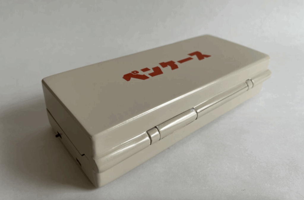 Raspberry Pi + Game Boy pieces + mechanical keyboard = cool ...