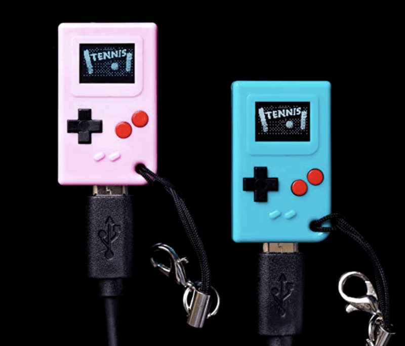 Watch telly on a one-inch screen with this teeny RP2040-powered TV ...