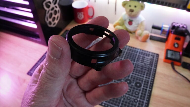 How to build your own Raspberry Pi watch - Raspberry Pi