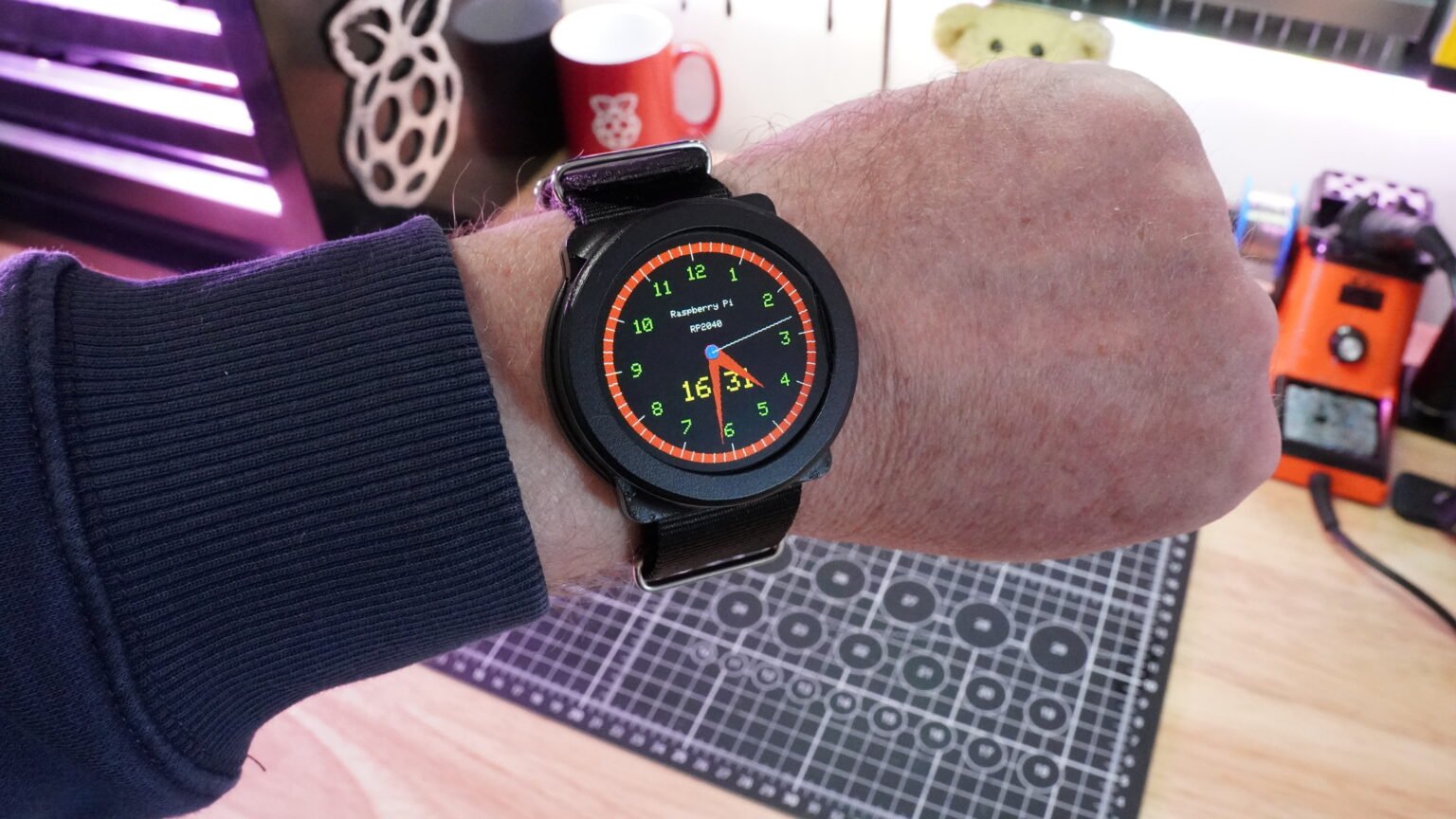 How to build your own Raspberry Pi watch - Raspberry Pi