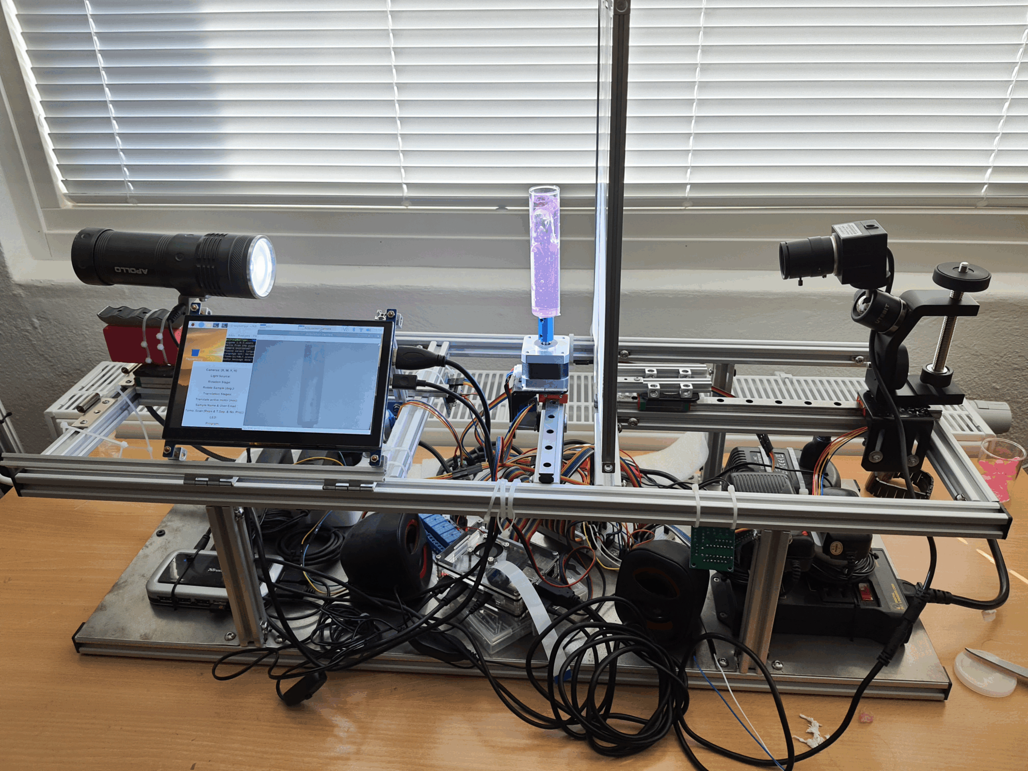 Practice tomography with this portable Raspberry Pi-based kit - Raspberry Pi