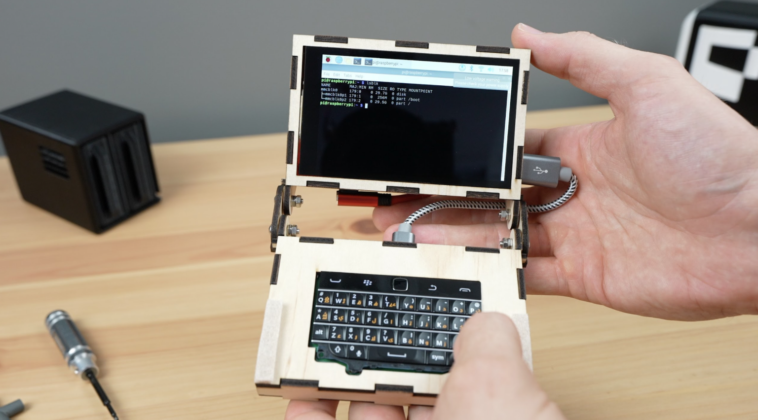 Clamshell BlackBerry cyberdeck - Raspberry Pi