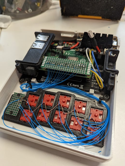 Meet Chonky Pocket, the almost-pocket-sized computer - Raspberry Pi