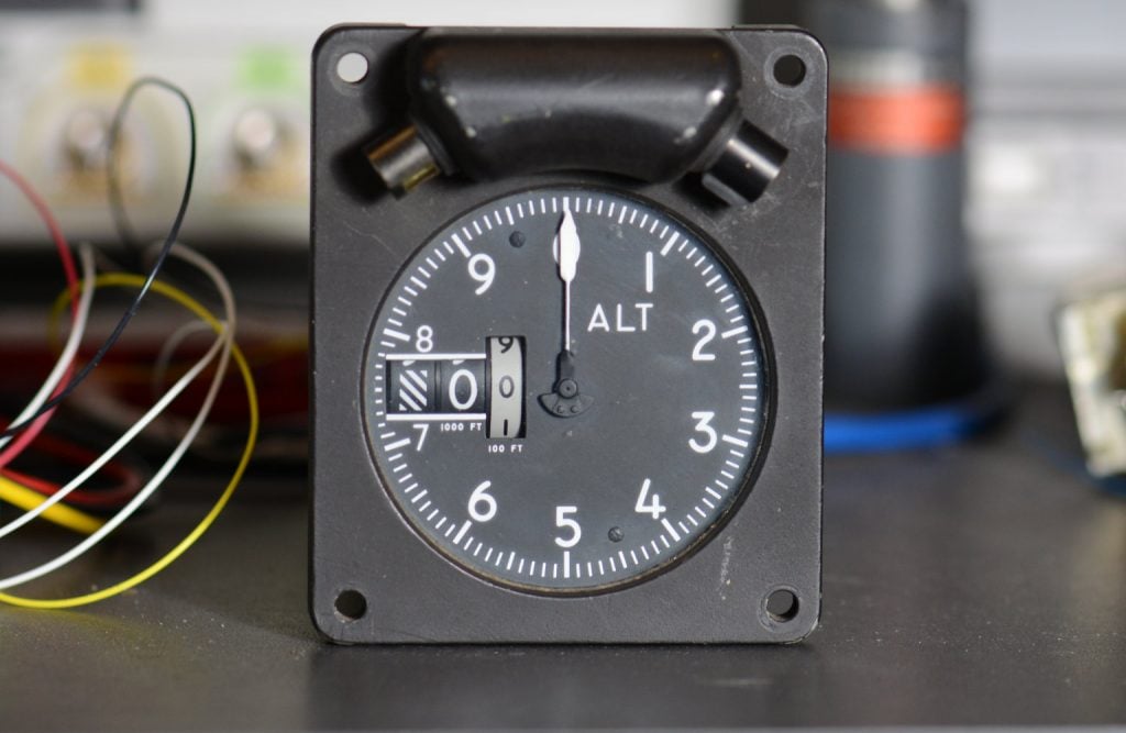 Using an aircraft's altimeter to replay mountain bike journeys ...