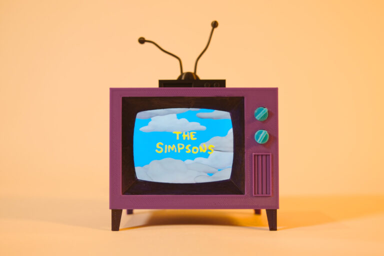 This teeny tiny TV plays The Simpsons all day, every day - Raspberry Pi
