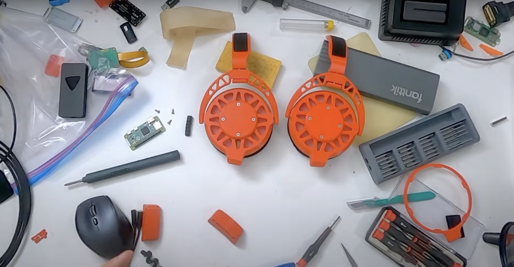 3D-printed parts plus Pico power make for really decent headphones ...