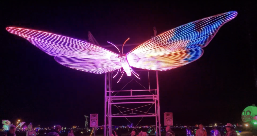 Mariposa: a giant Raspberry Pi-controlled LED butterfly - Raspberry Pi