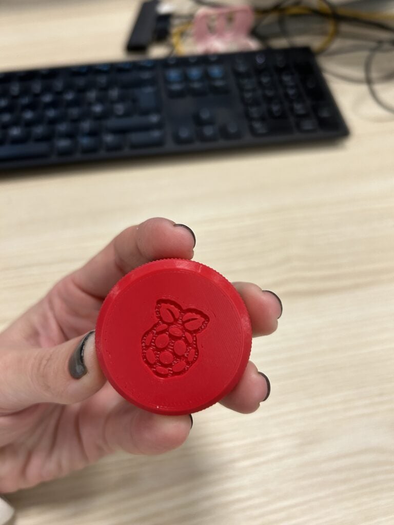 3D-printed SD card holder helps Raspberry Pi engineers keep track of ...