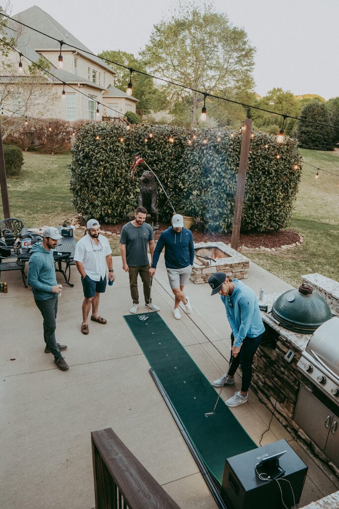 Puttr: a chic indoor putting practice green powered by Pi - Raspberry Pi