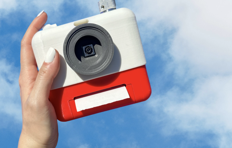 This camera writes poems - Raspberry Pi