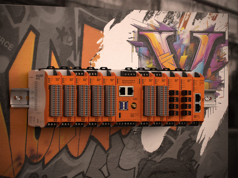 RevPi Connect 5 industrial computers - Raspberry Pi